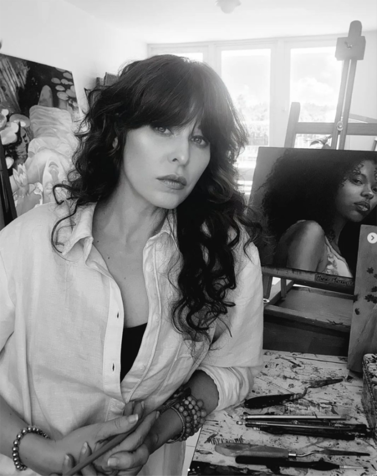 About - Marni Mutrux Art